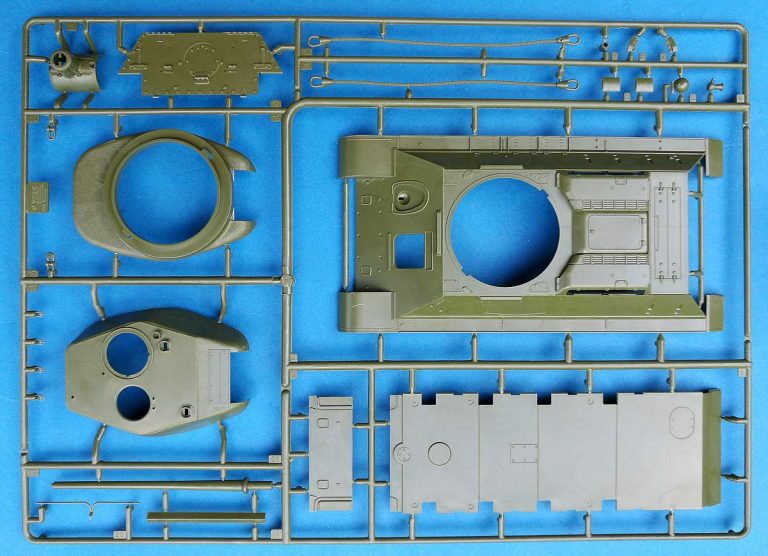 T-34/85 Modell 1944 in 1:35 von Zvezda # 3687