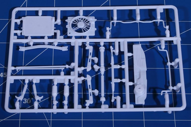 2013 Ford Mustang Boss 302 in 1:25 von Revell # 07652