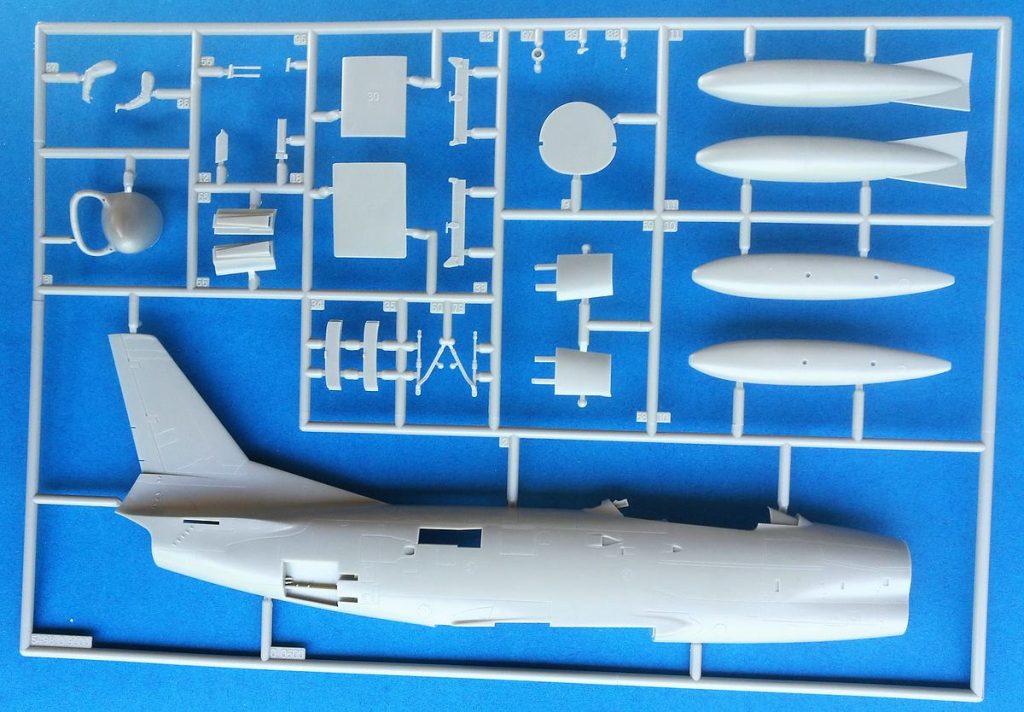 F-86D Dog Sabre in 1:48 von Revell #03832