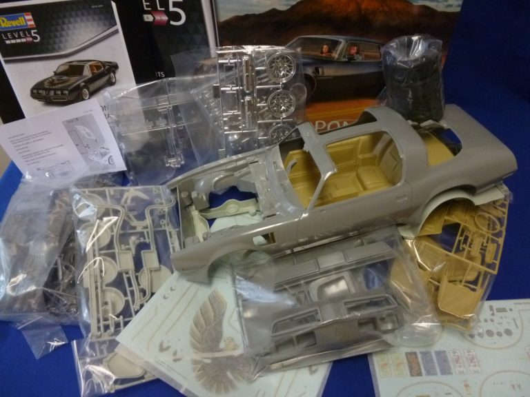 1979 Pontiac Firebird Trans Am in 1:8 von Revell # 07710