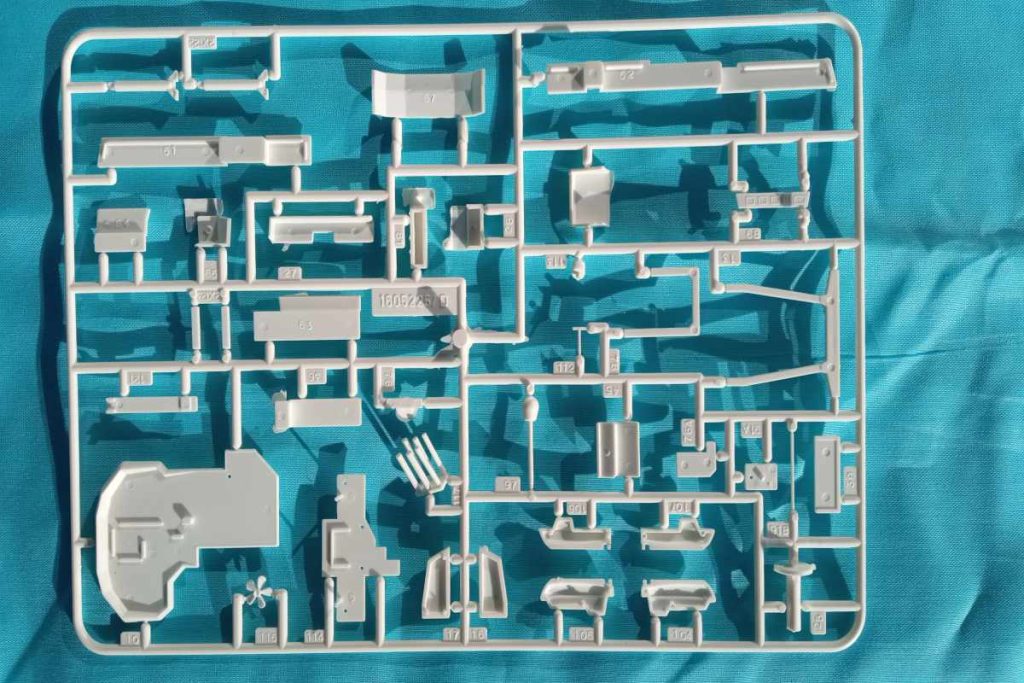 German Research Vessel METEOR in 1:300 von Revell #05218