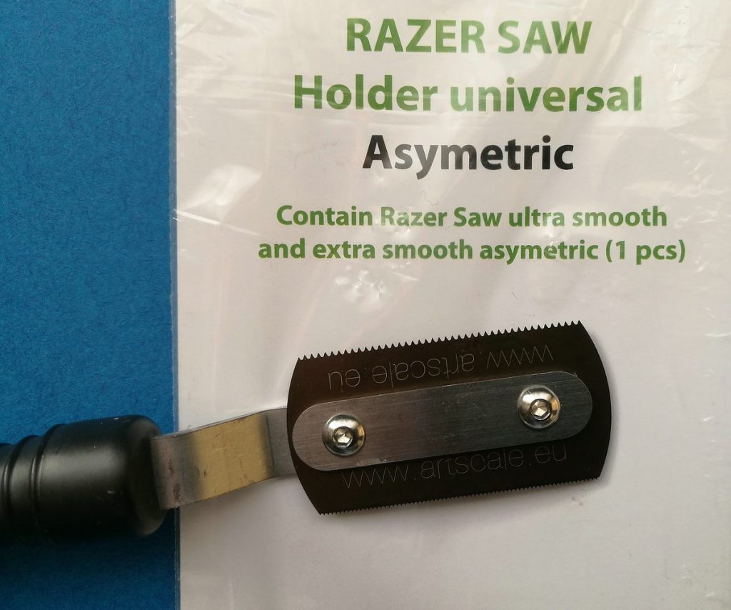Razor Saw Symetric/Asymetric von Art Scale