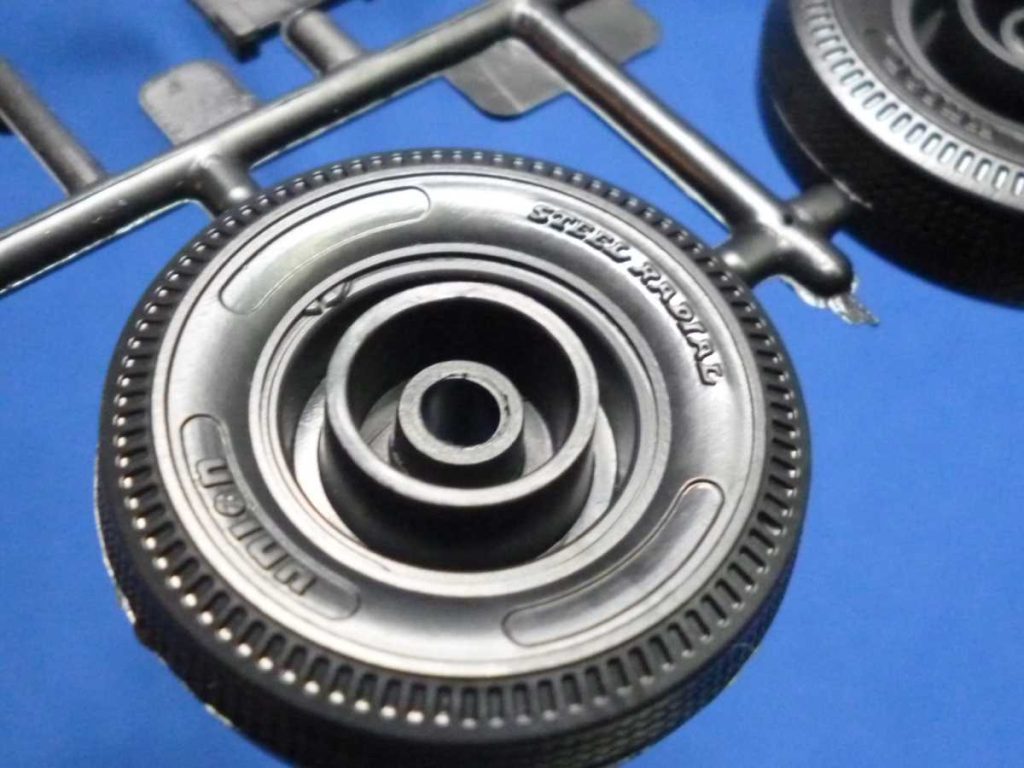 Chevy Bison „The Magnificent Beast“ in 1:32 von Revell # 17471