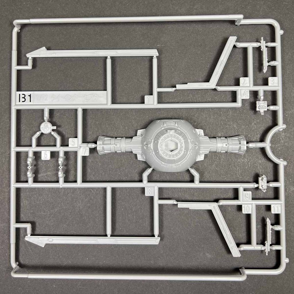 Star Wars TIE Interceptor in 1:72 von Revell / Bandai # 01212 ...