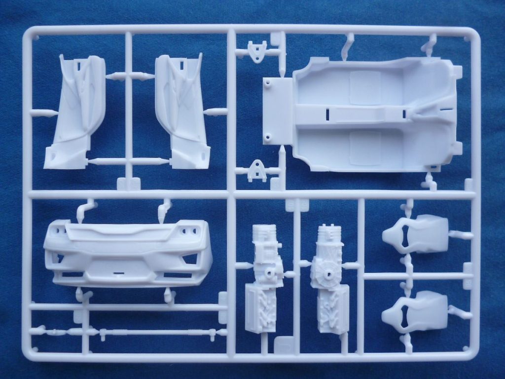 Corvette C8 Coupé in 1:25 von Revell #07714 | Modellbau für alle mit ...